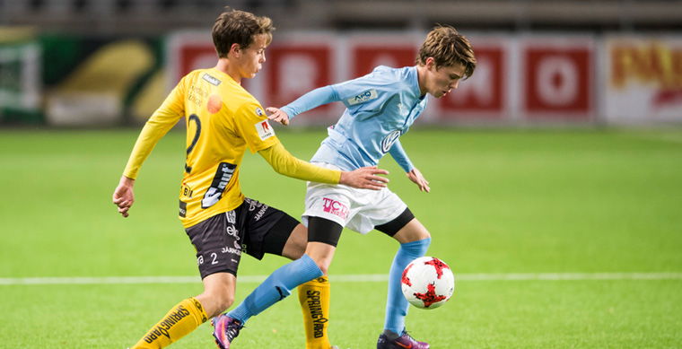 U17-laget föll i finalen trots bra insats - Malmö FF